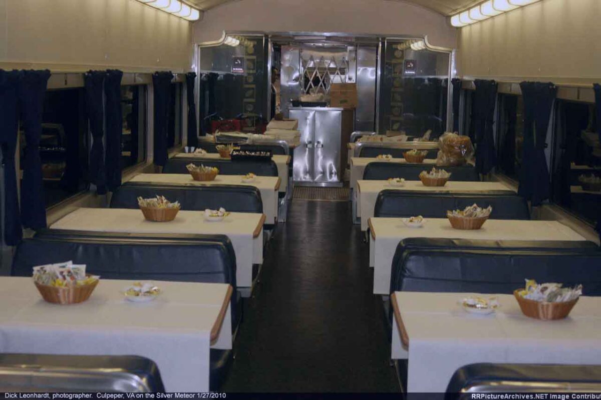 NP 460 DINER CAR - The Northern Pacific Railway Museum